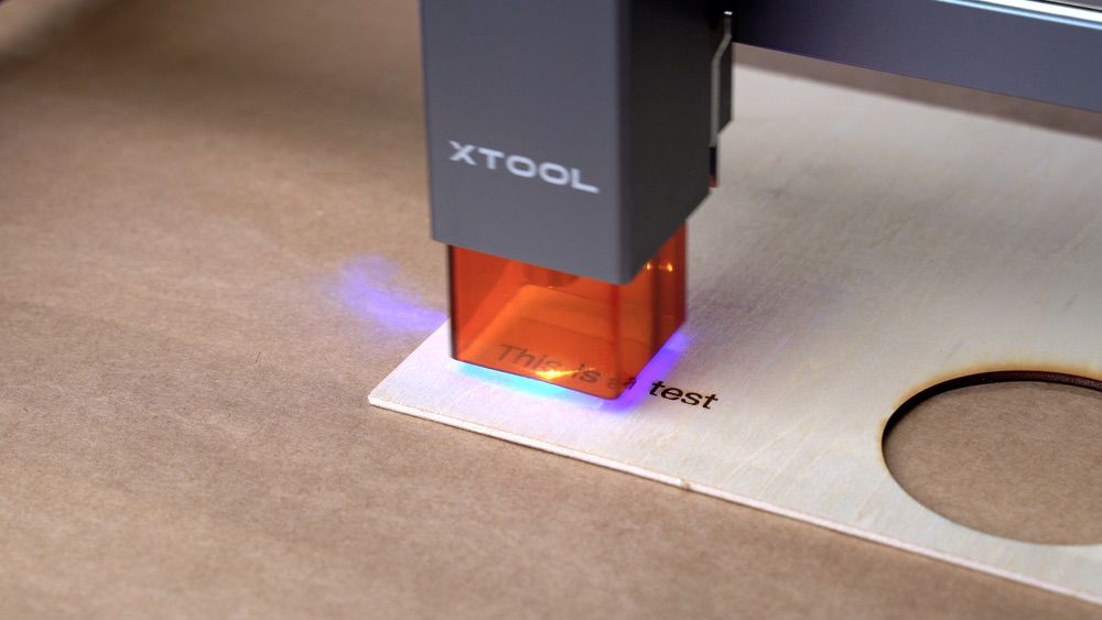 Makeblock xTool D1 Laser Engraver Review